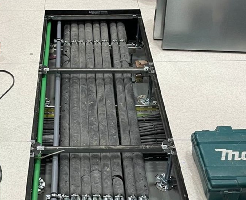 CRAC-IN-ROW Cooling unit Installation and Maintenance Services ...