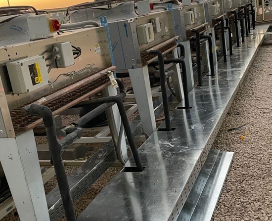 CRAC-IN-ROW Cooling unit Installation and Maintenance Services ...